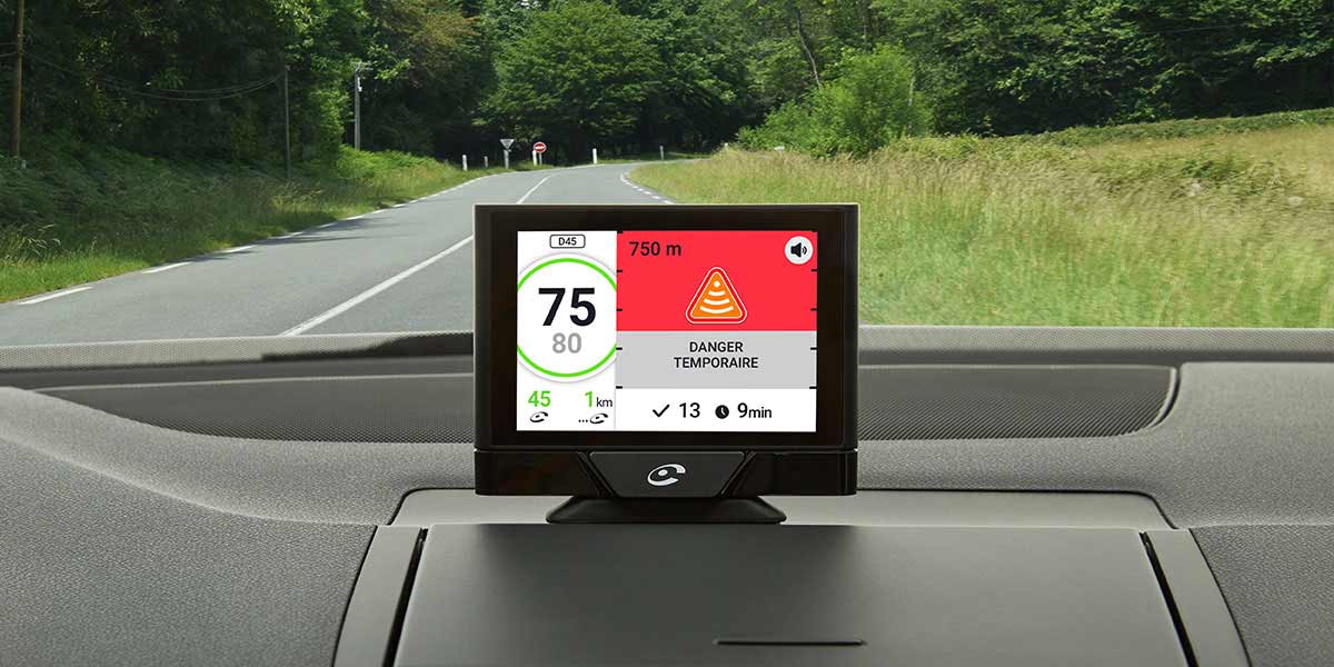 L’assistant d'aide à la conduite et application GPS Coyote - Coyote